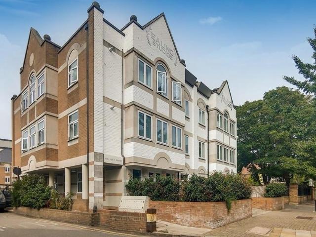 Apartment at Disraeli Road, Greater London