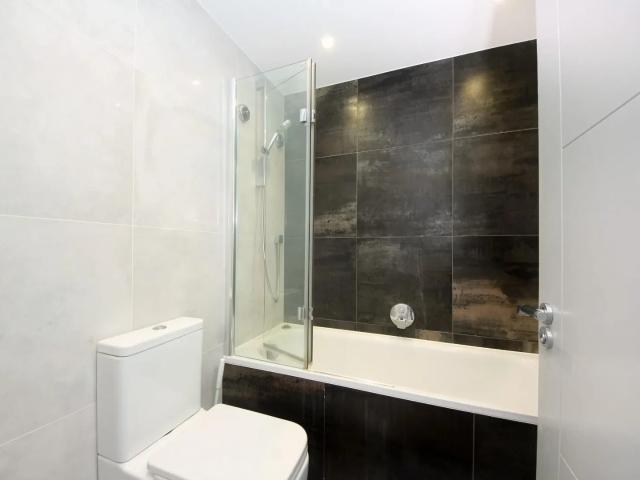 Apartment at Disraeli Road, Greater London