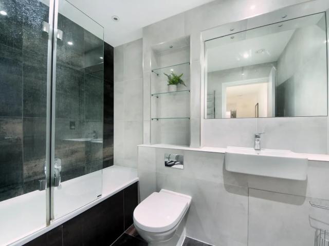 Apartment at Disraeli Road, Greater London
