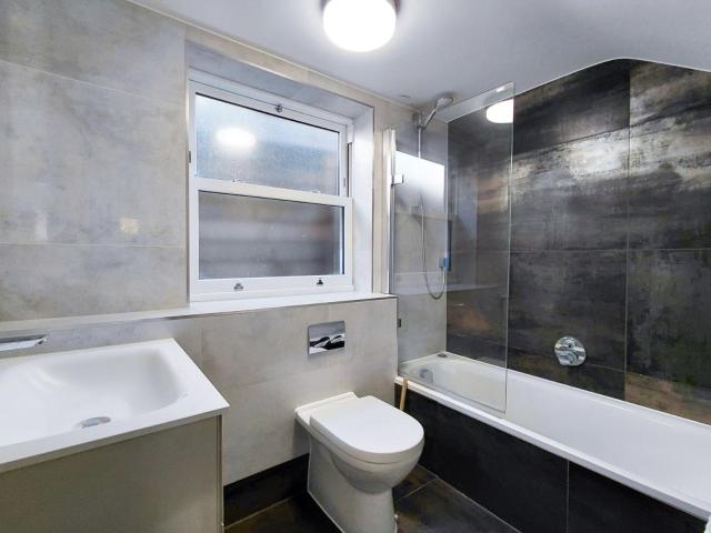 Apartment at Disraeli Road, Greater London