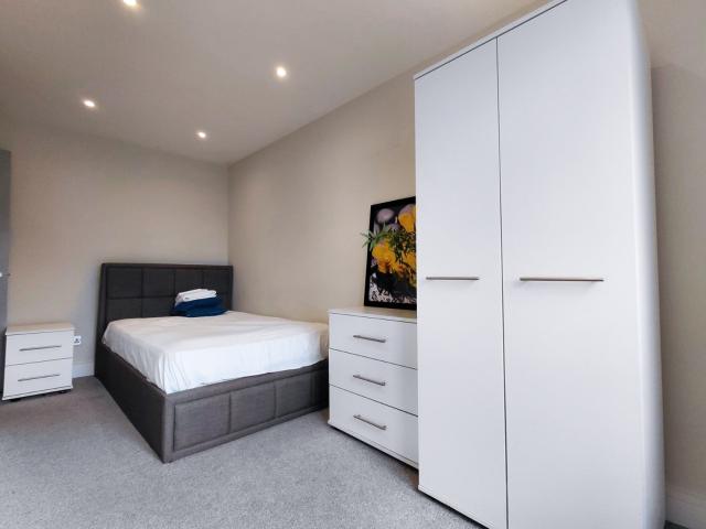 Apartment at Disraeli Road, Greater London