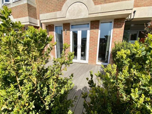 Apartment at Disraeli Road, Greater London