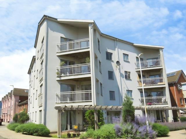 Apartment at Drummond Grove, Ashford