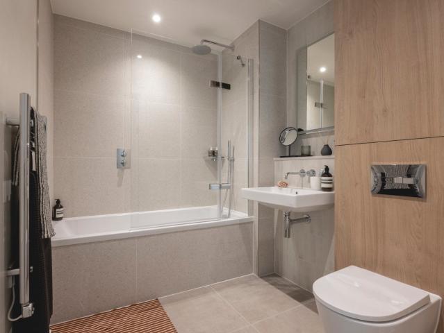 Apartment at Drummond Road, Greater London