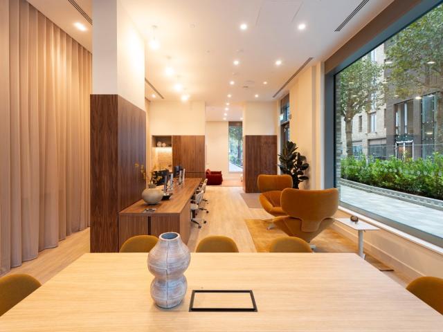 Apartment at Drummond Road, Greater London