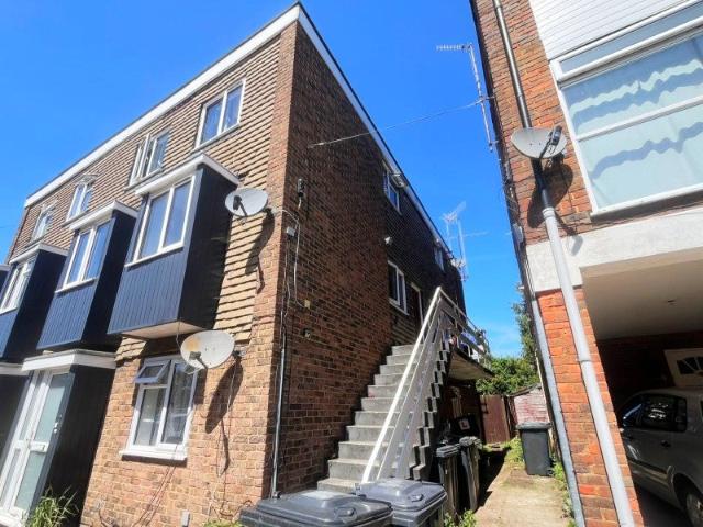 Apartment at Drummond Road, Guildford