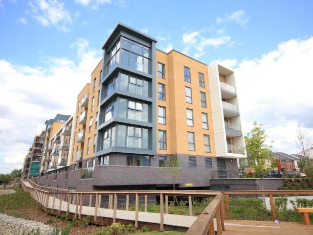 Apartment at Drake Way, Reading