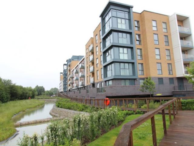 Apartment at Drake Way, Reading