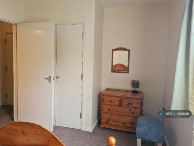 Apartment at Drake Way, Reading