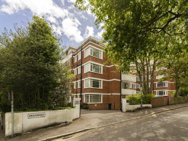 Apartment at Draxmont, Greater London