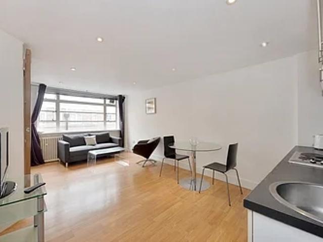 Apartment at Draycott Avenue, Greater London