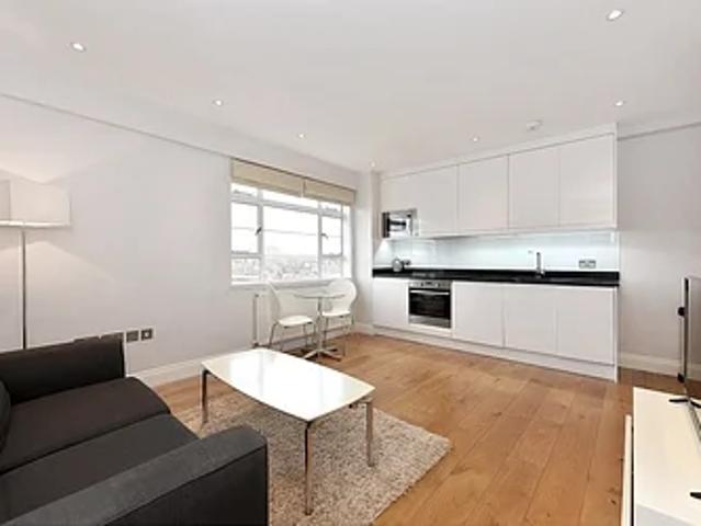 Apartment at Draycott Avenue, Greater London