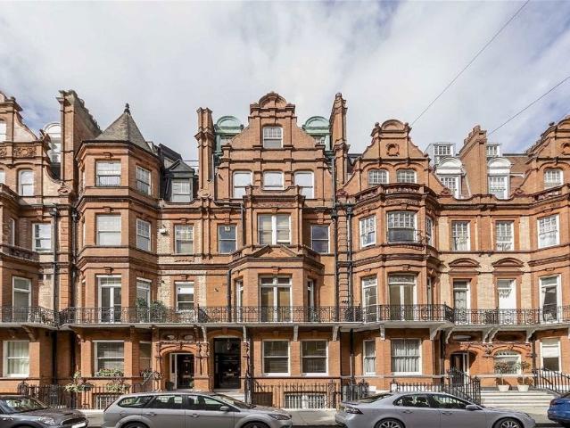 Apartment at Draycott Place, Greater London
