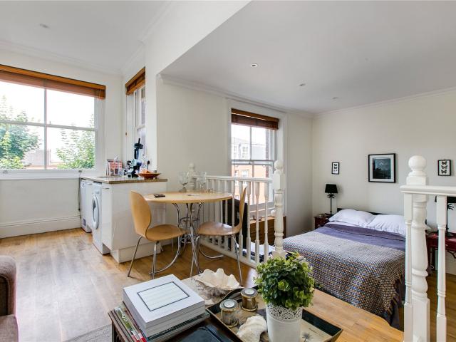 Apartment at Draycott Place, Greater London