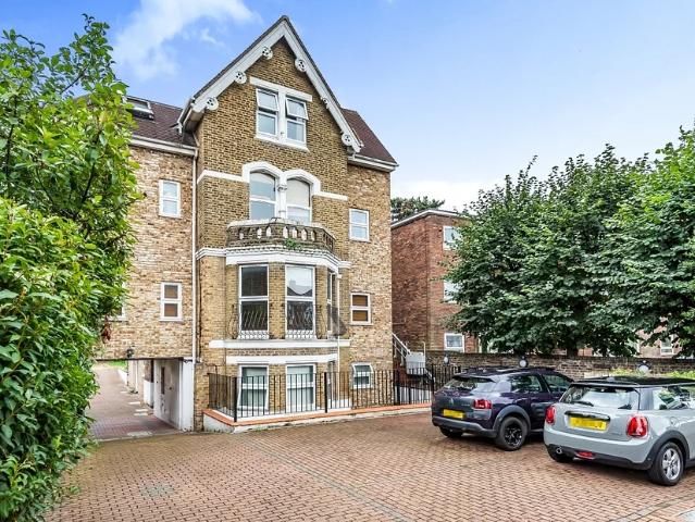 Apartment at Drayton Road, Greater London