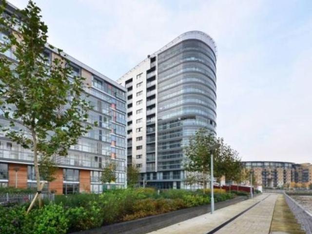 Apartment at Dreadnought Walk, Greater London