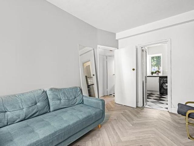 Apartment at Driffield Road, Greater London