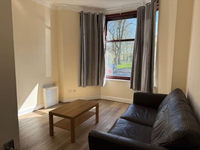 Apartment at Drive Road, Glasgow