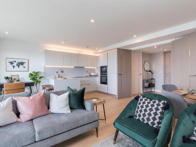 Apartment at Duke of Wellington Avenue, Greater London