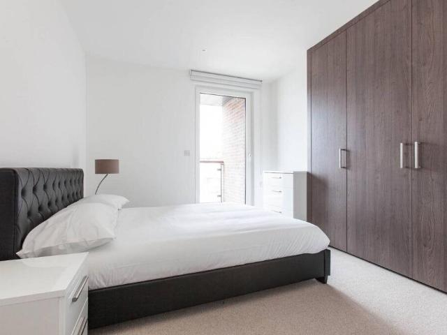 Apartment at Duke of Wellington Avenue, Greater London