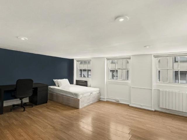 Apartment at Duke Street, City of Westminster