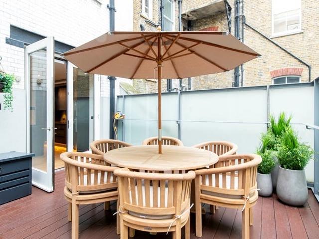 Apartment at Duke Street, City of Westminster