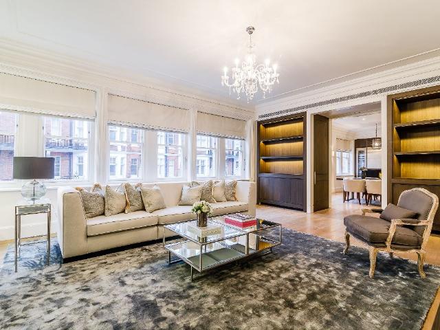 Apartment at Duke Street, City of Westminster
