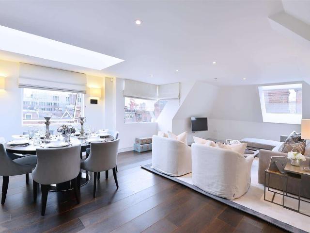 Apartment at Duke Street, City of Westminster