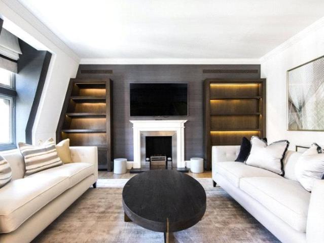 Apartment at Duke Street, City of Westminster