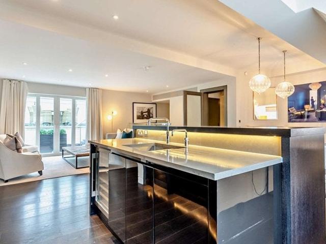 Apartment at Duke Street, London