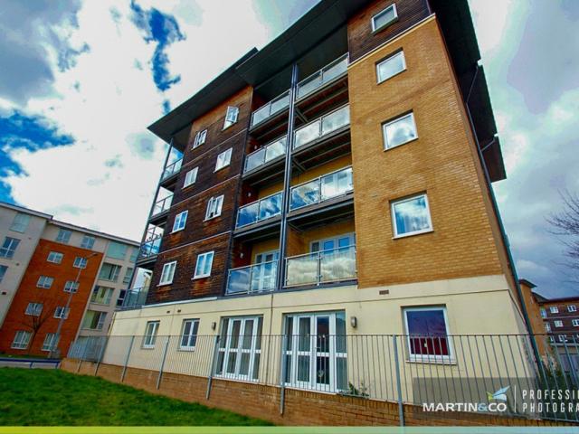 Apartment at Dumballs Road, Cardiff