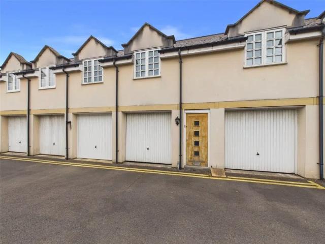 Apartment at Dunalley Street, Cheltenham