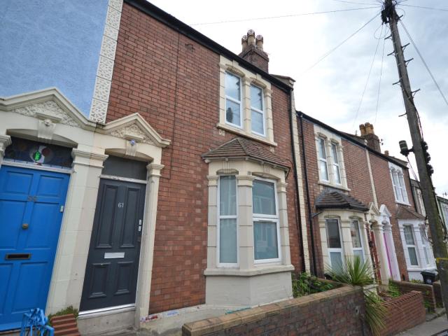 Apartment at Dunkerry Road, Bristol