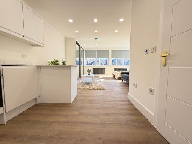 Apartment at Dunstable Road, Luton