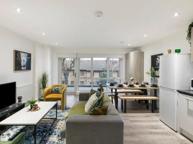 Apartment at Dunton Road, Greater London