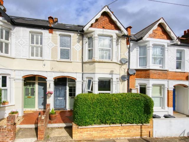 Apartment at Duntshill Road, Greater London