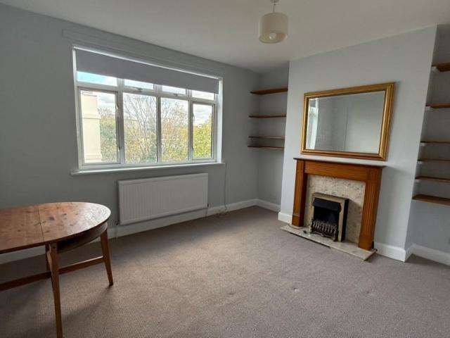 Apartment at Serpentine Road, City of Westminster