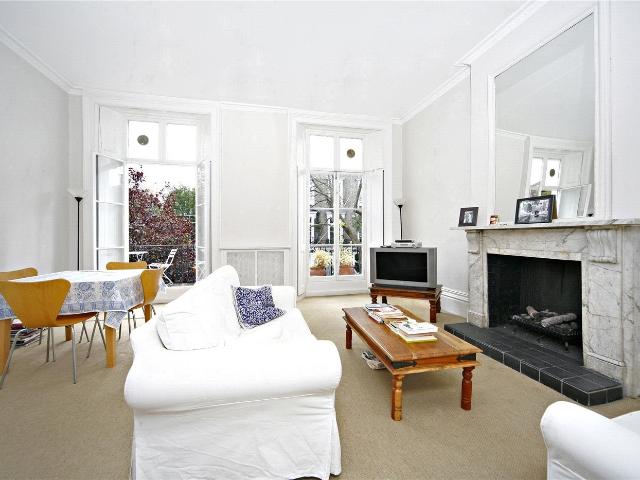 Apartment at Durham Terrace, City of Westminster