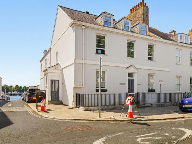 Apartment at Durnford Street, Plymouth