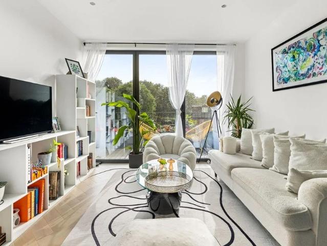 Apartment at Durnsford Road, Greater London