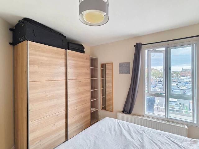Apartment at Durward Street, Greater London