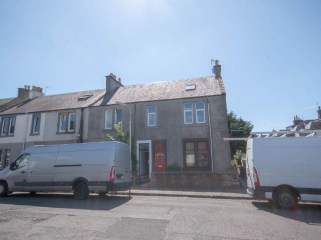 Apartment at Durward Street, Leven
