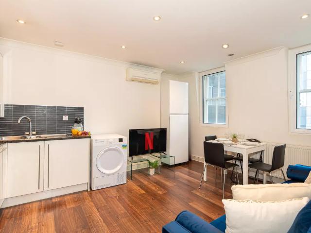 Apartment at Embankment Place, City of Westminster