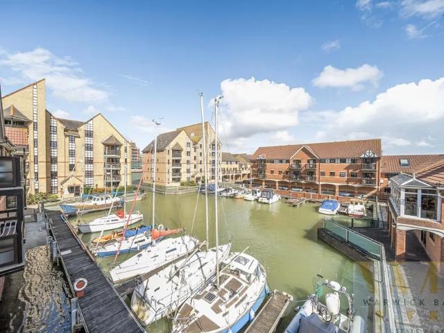 Apartment at Emerald Quay, Adur