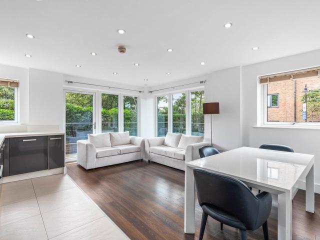 Apartment at Emerald Square, Greater London