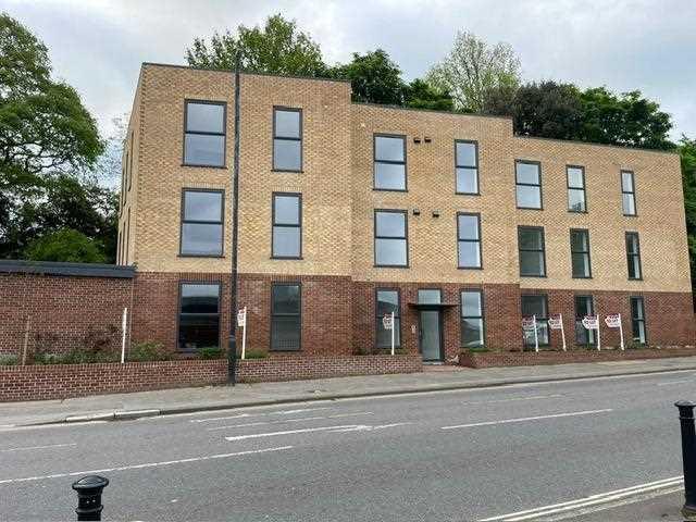 Apartment at Emery Road, Bristol