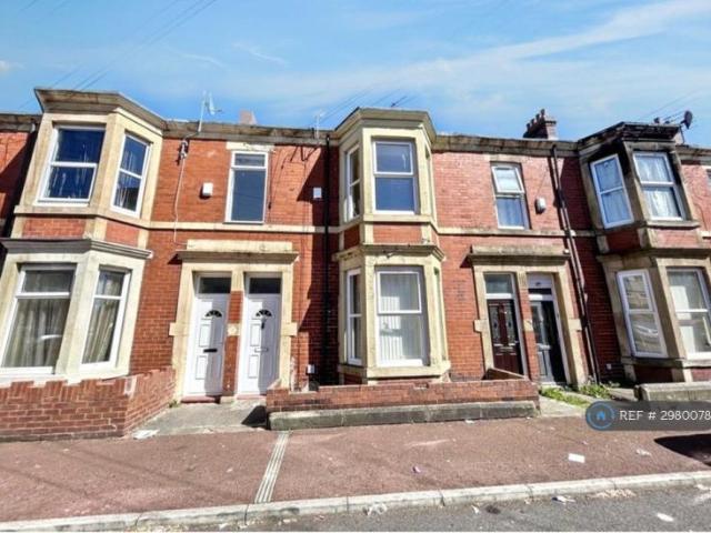Apartment at Emily Street, Newcastle upon Tyne
