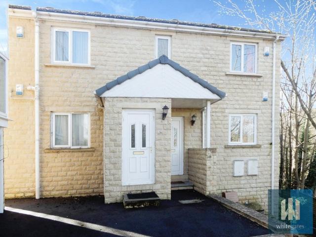 Apartment at Emmanuel Terrace, Kirklees