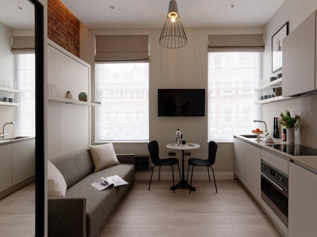 Apartment at Emperor's Gate, Greater London