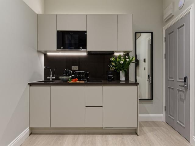 Apartment at Emperor's Gate, Greater London